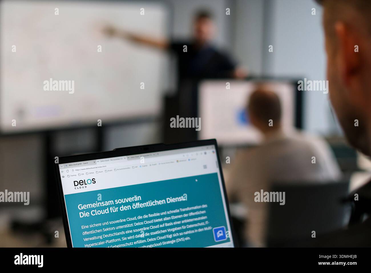 Leipzig, Germany. 05th Feb, 2026. Employees of Delos Cloud GmbH ...