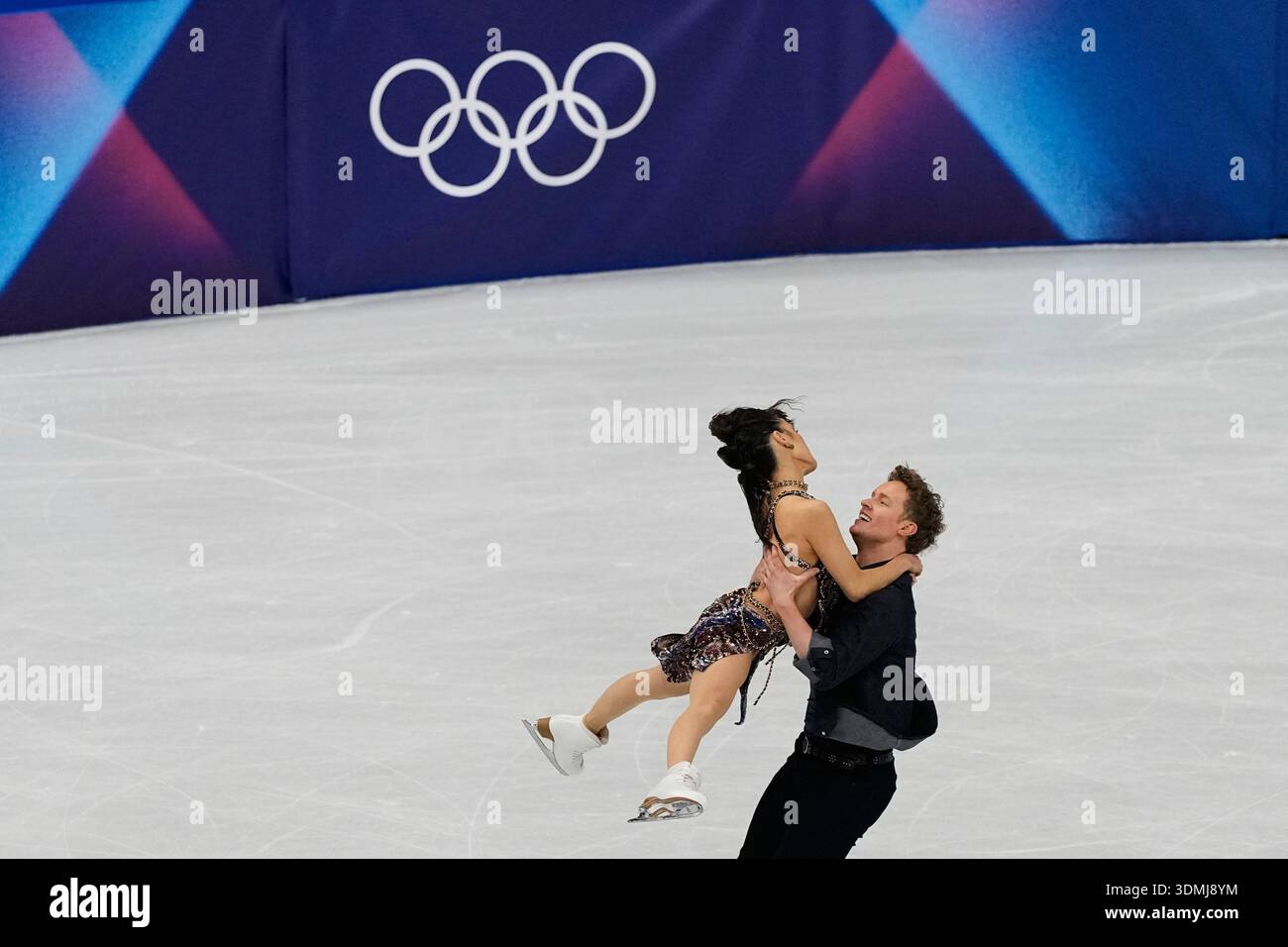 Madison Chock and Evan Bates of the United States compete during the ...