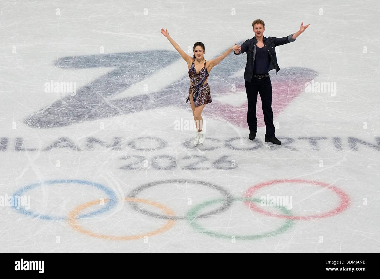 Madison Chock and Evan Bates of the United States compete during the ...