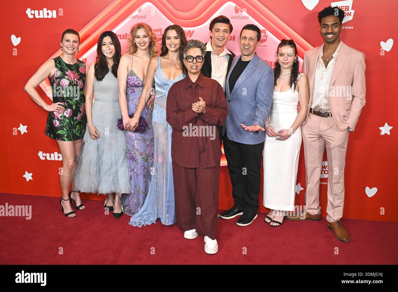 Jennifer Robertson, Hayley Festeryga, Paris Berelc, Fawzia Mirza, Asher ...