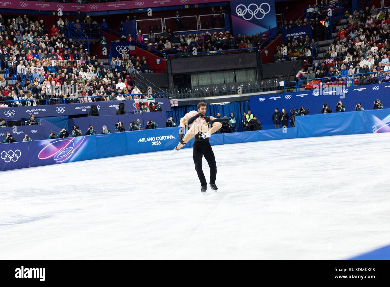 LAURENCE FOURNIER BEAUDRY and GUILLAUME CIZERON perform their Ice Dance ...