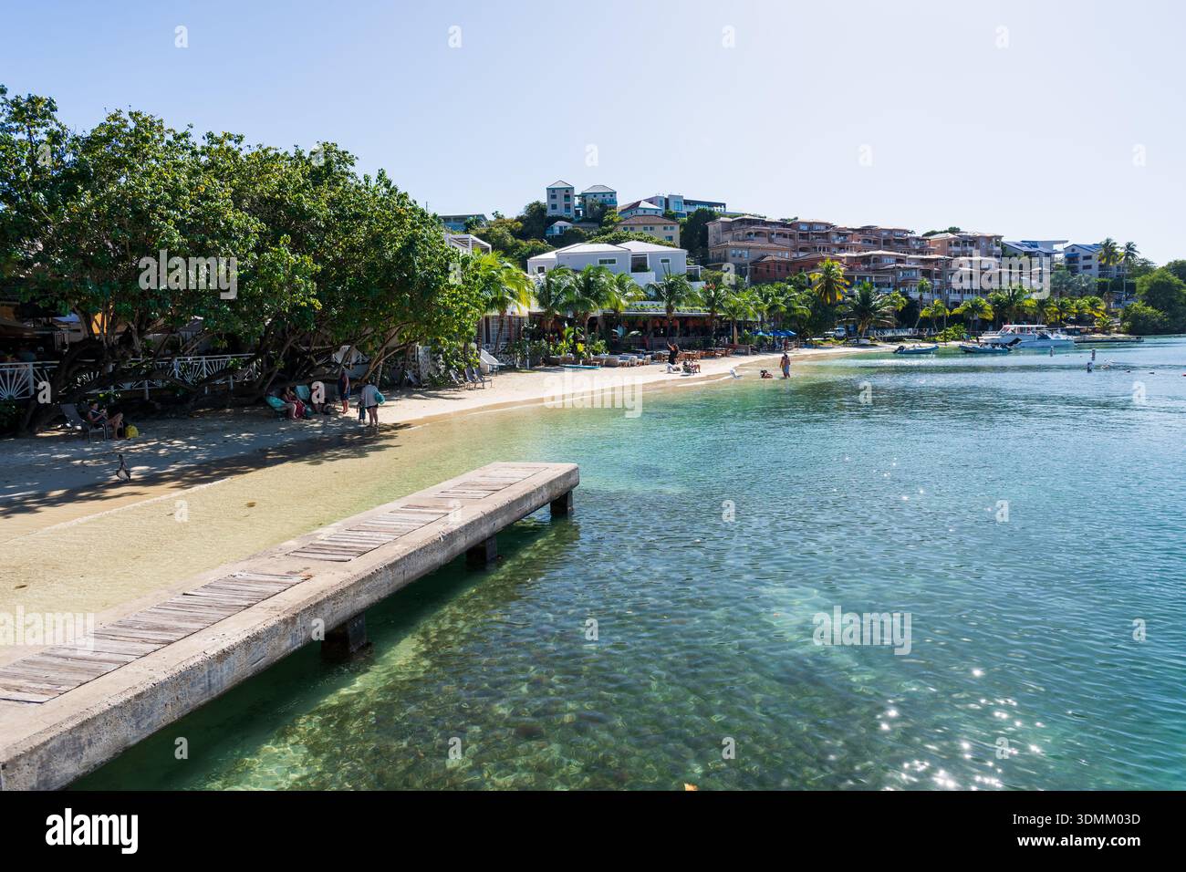Galge cove pier hi-res stock photography and images - Alamy