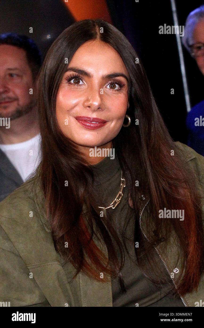 Lea Wagner during the NDR Talk Show at NDR Studios on February 6, 2026 ...