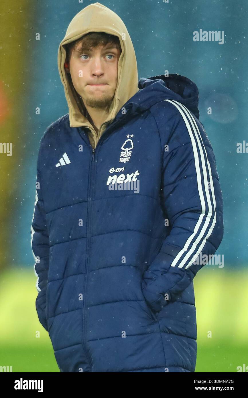 Luca Netz Of Nottingham Forest Inspects the pitch during the Leeds ...