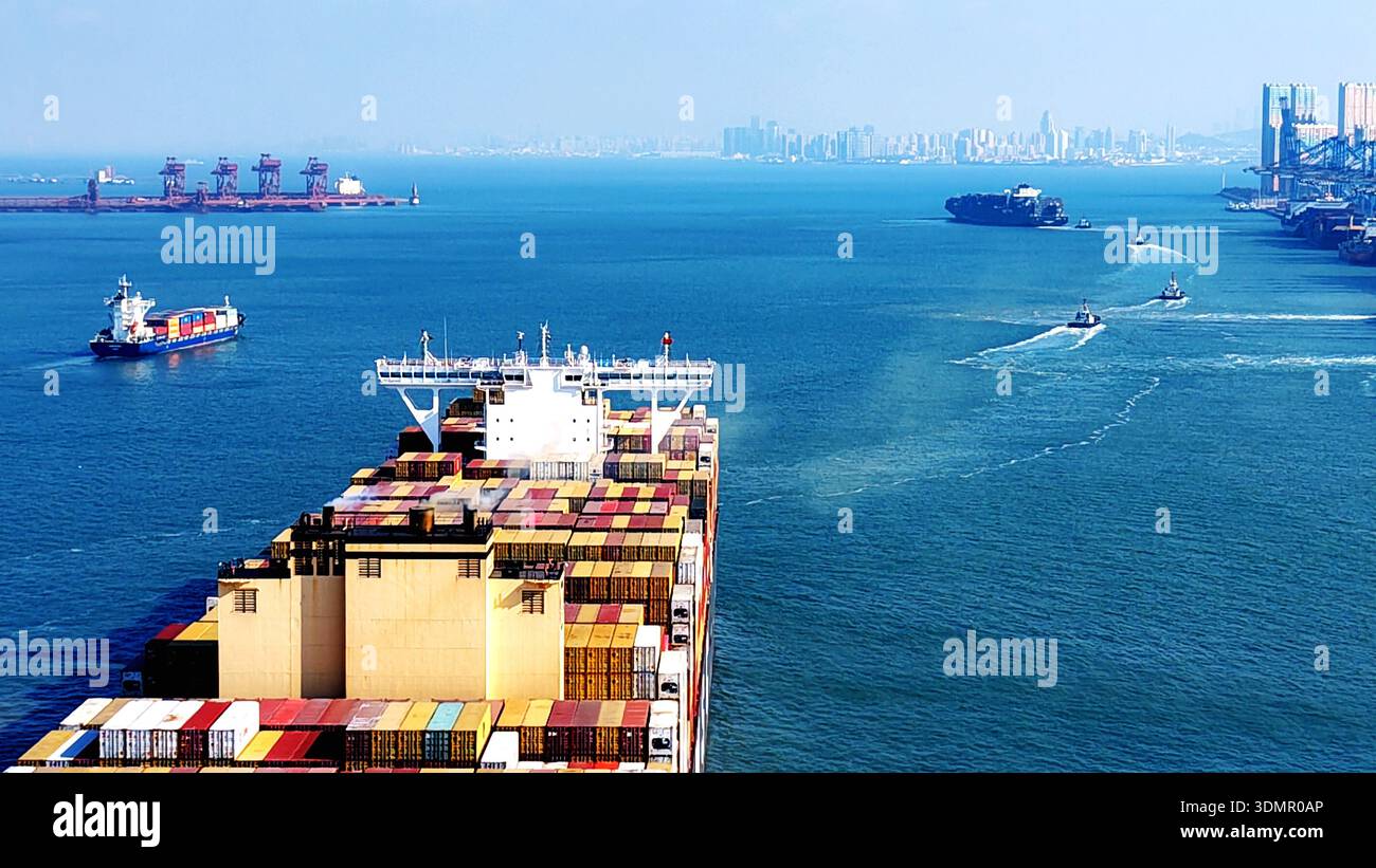 QINGDAO, CHINA - FEBRUARY 7, 2026 - A cargo ship loaded with foreign ...
