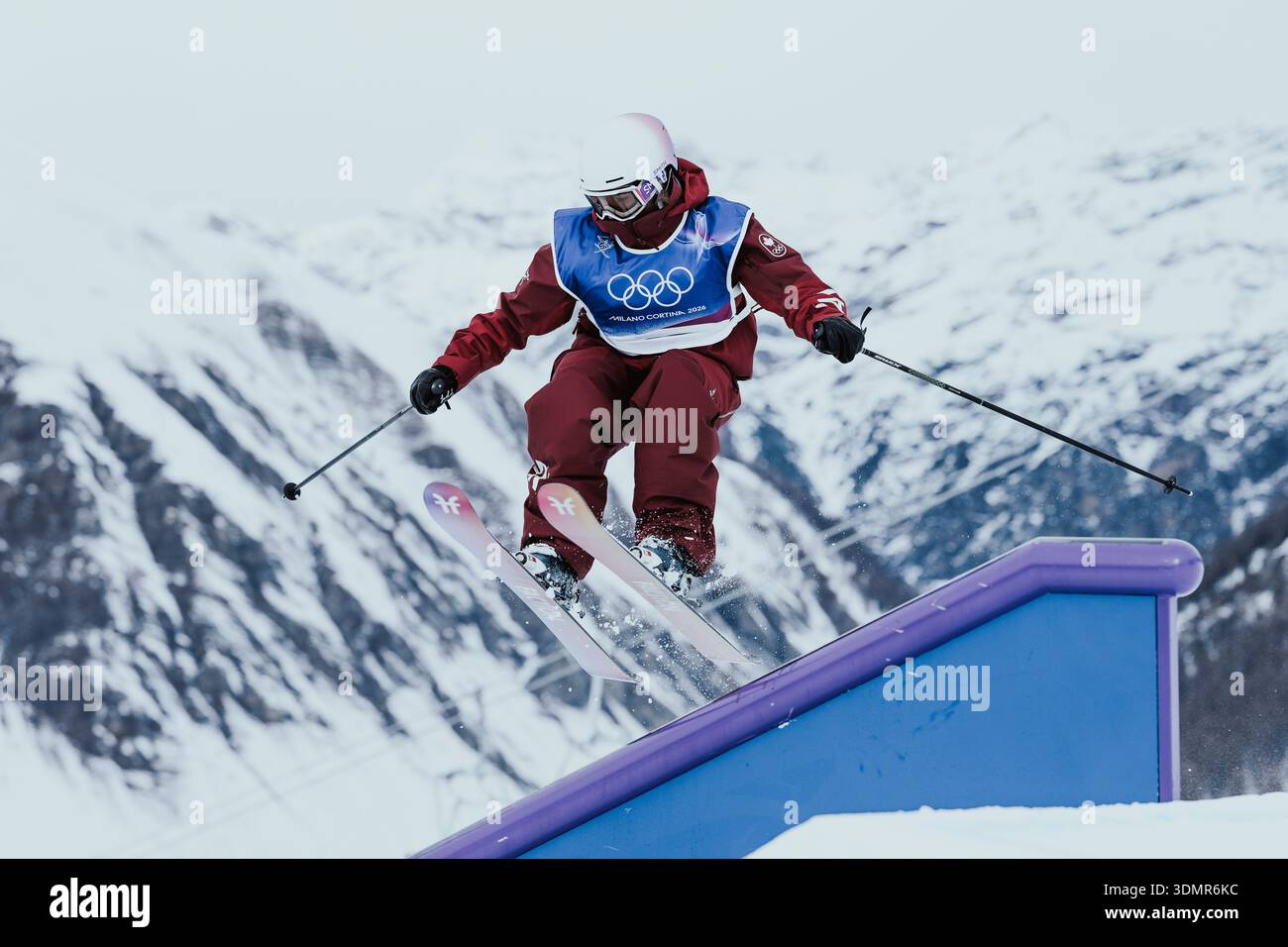 06/02/2026, Livigno, Snow Park, Slopestyle Training, Naomi Urness from ...