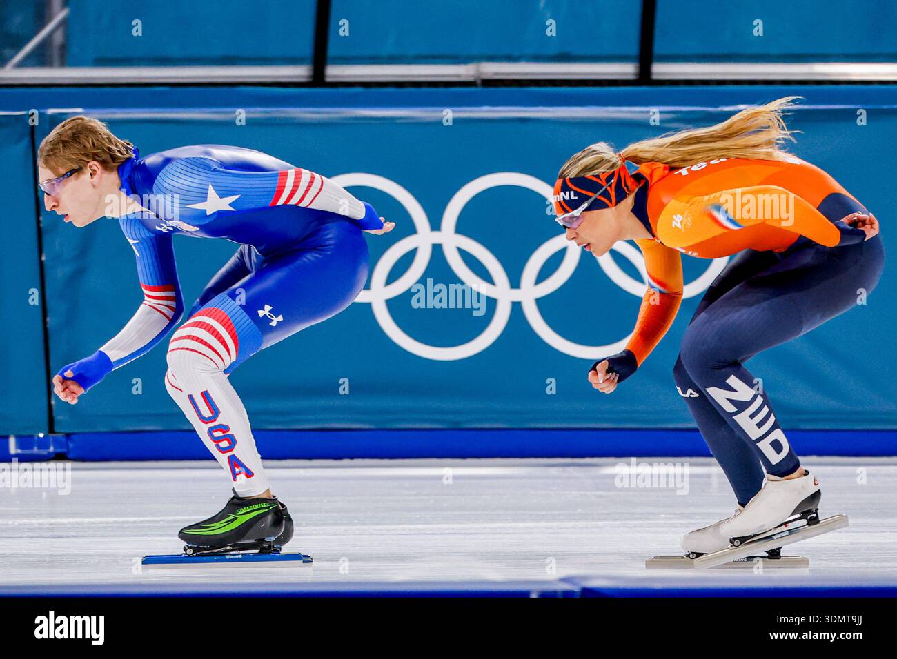 Jordan Stolz of United States of America and Jutta Leerdam of the ...