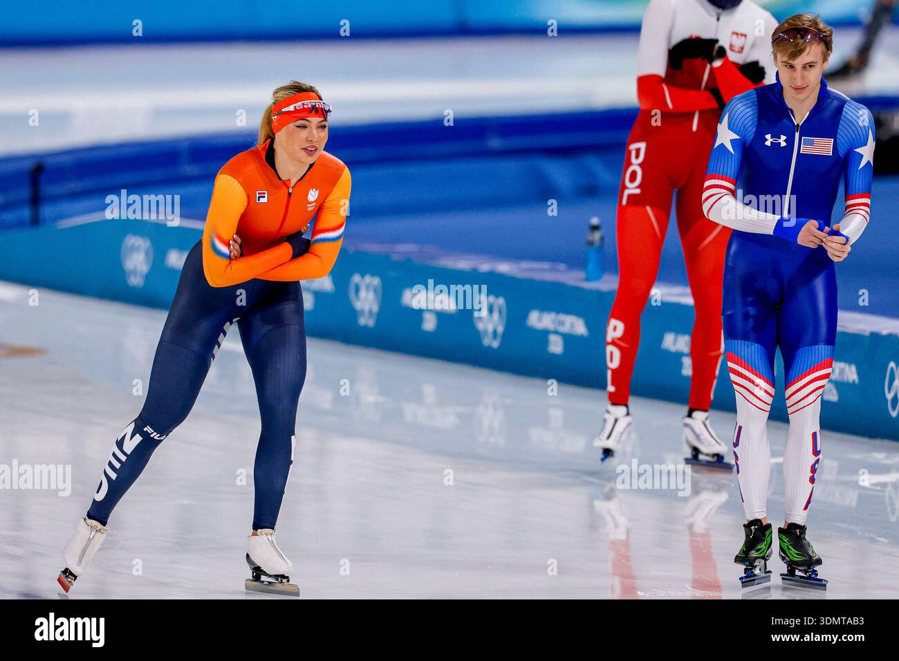 Jutta Leerdam of the Netherlands and Jordan Stolz of United States of ...