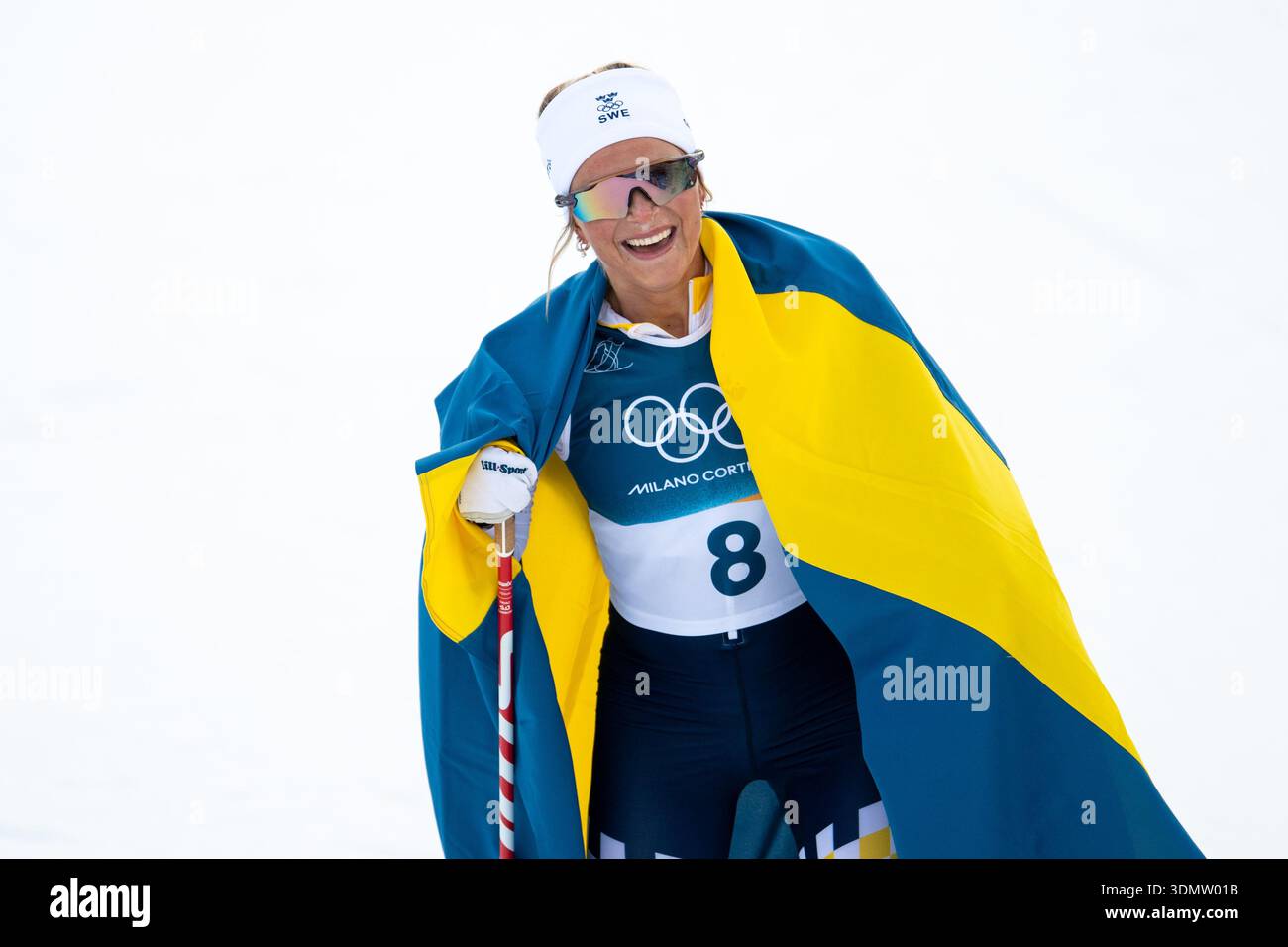 KARLSSON Frida (Schweden) jubelt im Ziel ueber Sieg und Gold Medaille ...