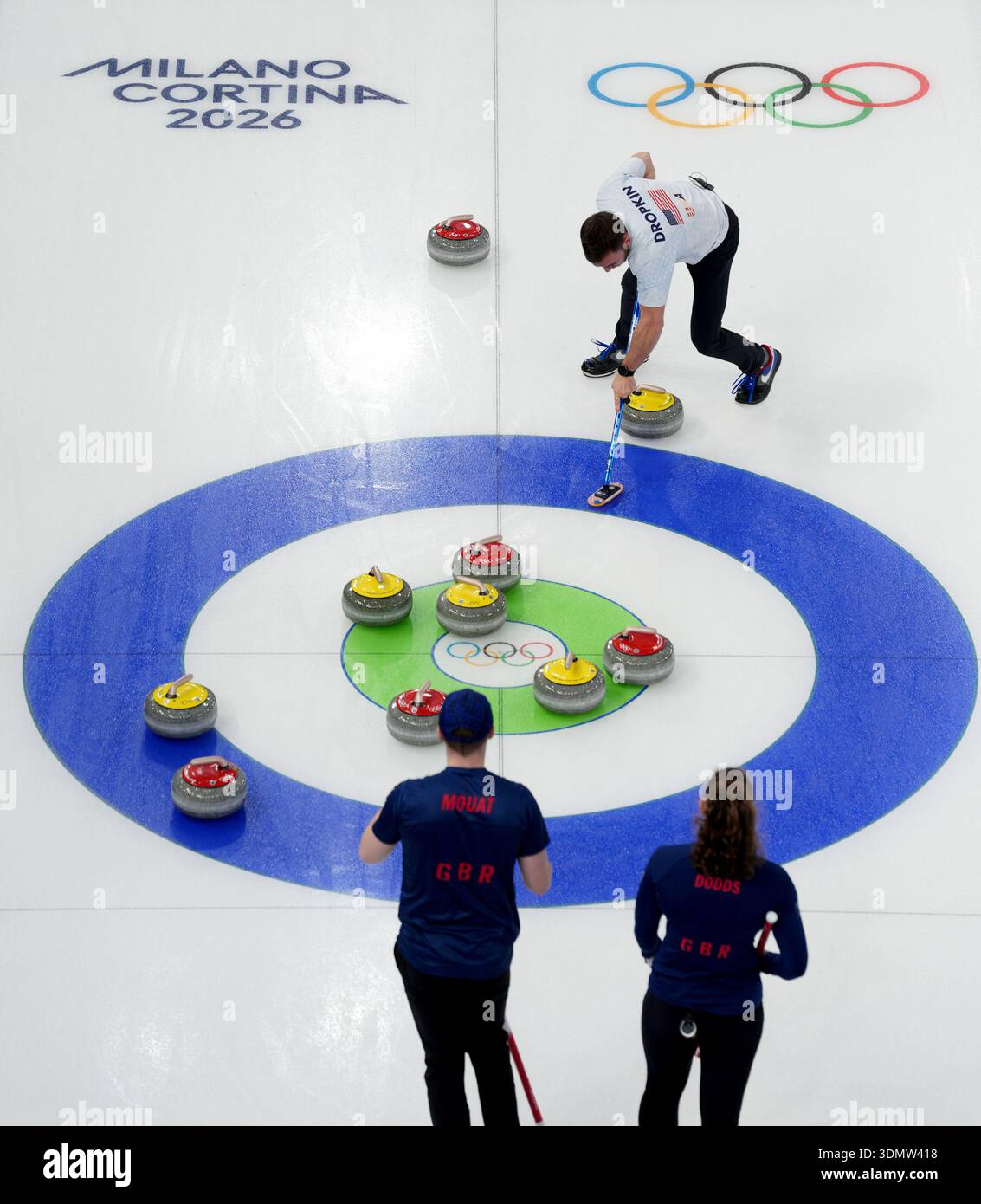 Great Britain's Jennifer Dodds and Bruce Mouat with USA's Korey Dropkin ...