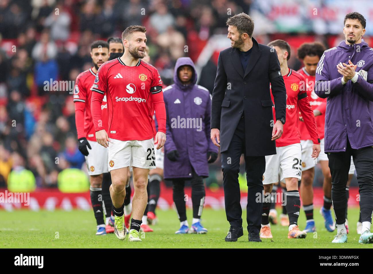 Manchester United head coach Michael Carrick with Manchester United ...