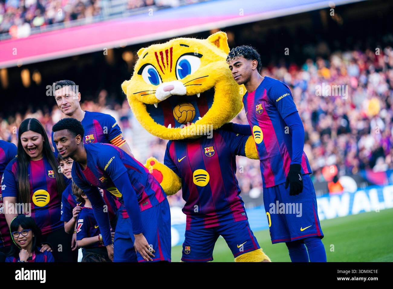 FC Barcelona player (10) Lamine Yamal during LaLiga EA Sports match ...