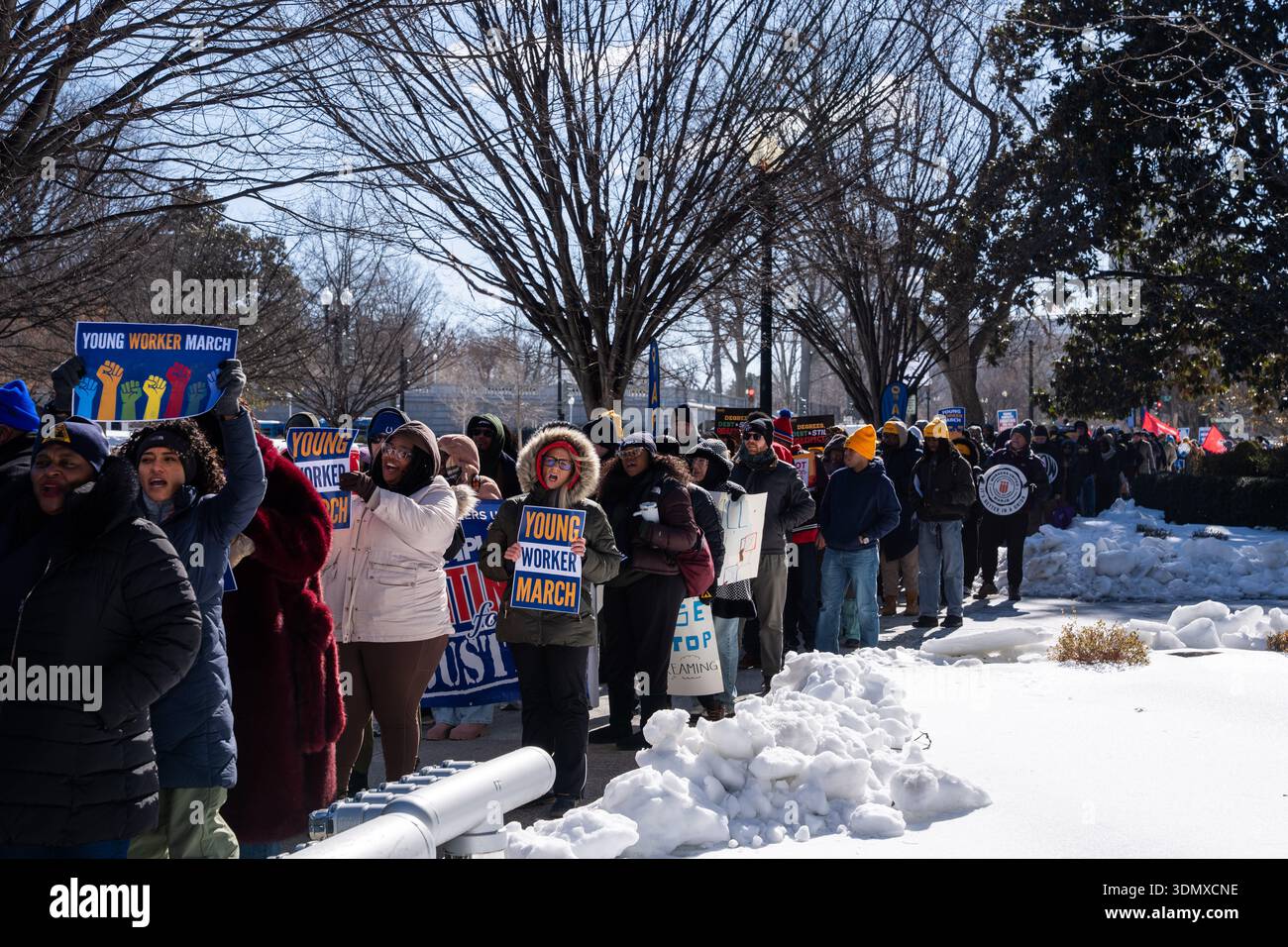 Protesters demonstrate at an American Federation of Government ...