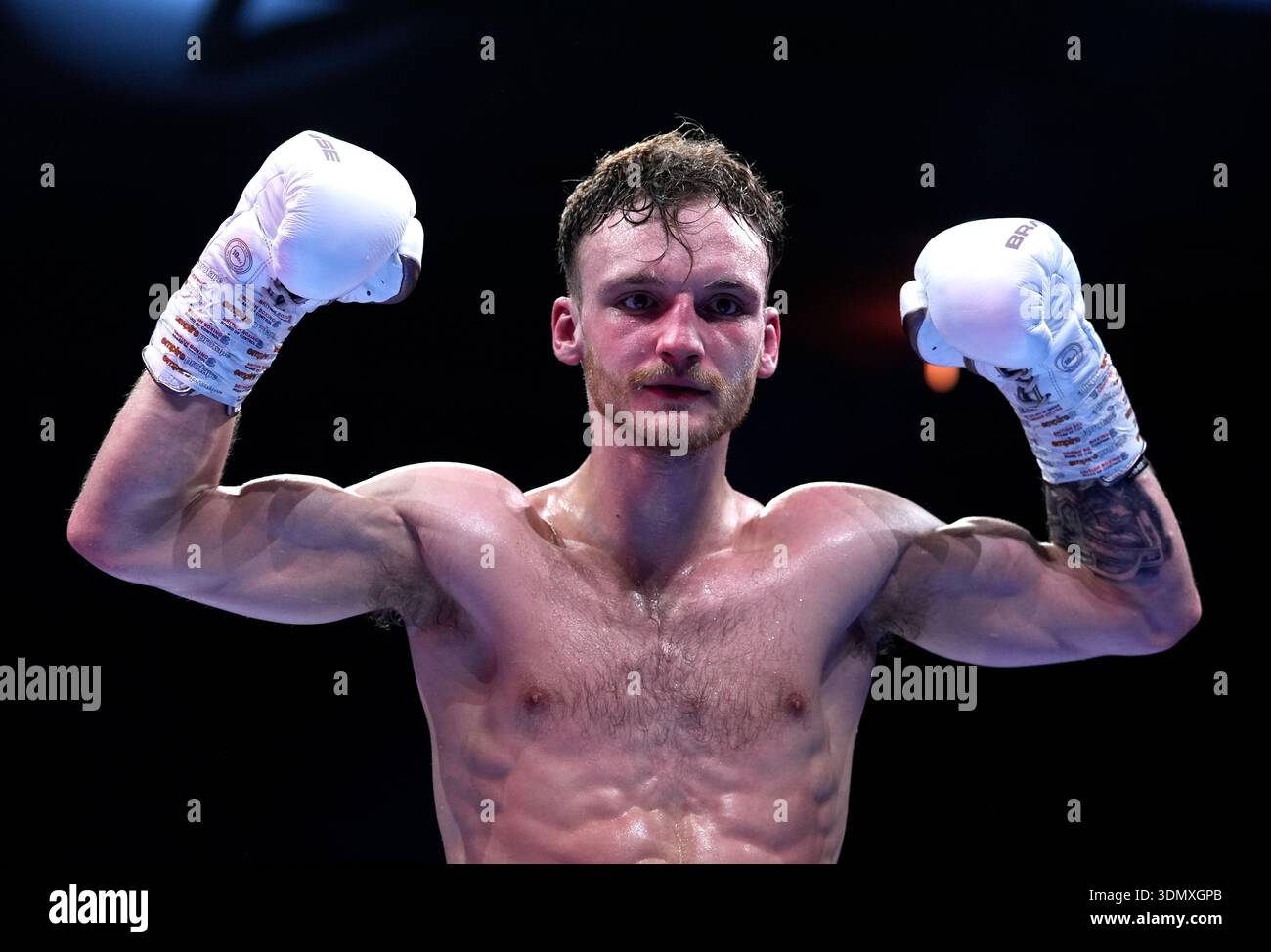 Jack Swallow celebrates victory against Paddy Lacey following the ...