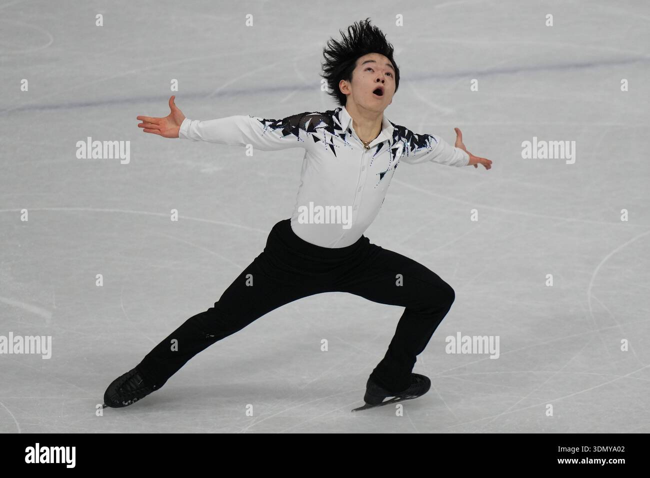 Yuma Kagiyama Of Japan Competes During The Figure Skating Men S Team