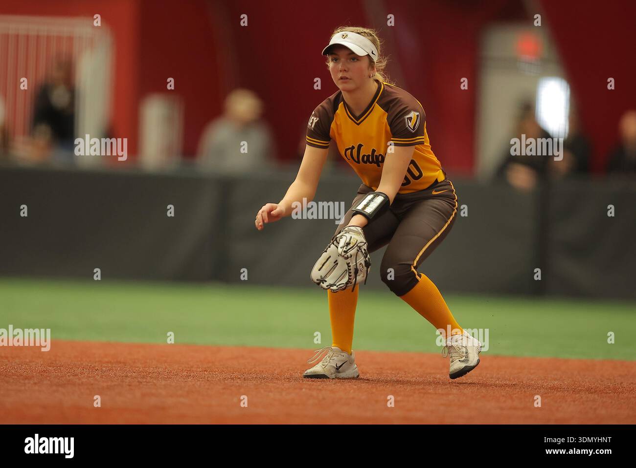 Valparaiso's Addie Young (00) waits for the play to being again Green ...