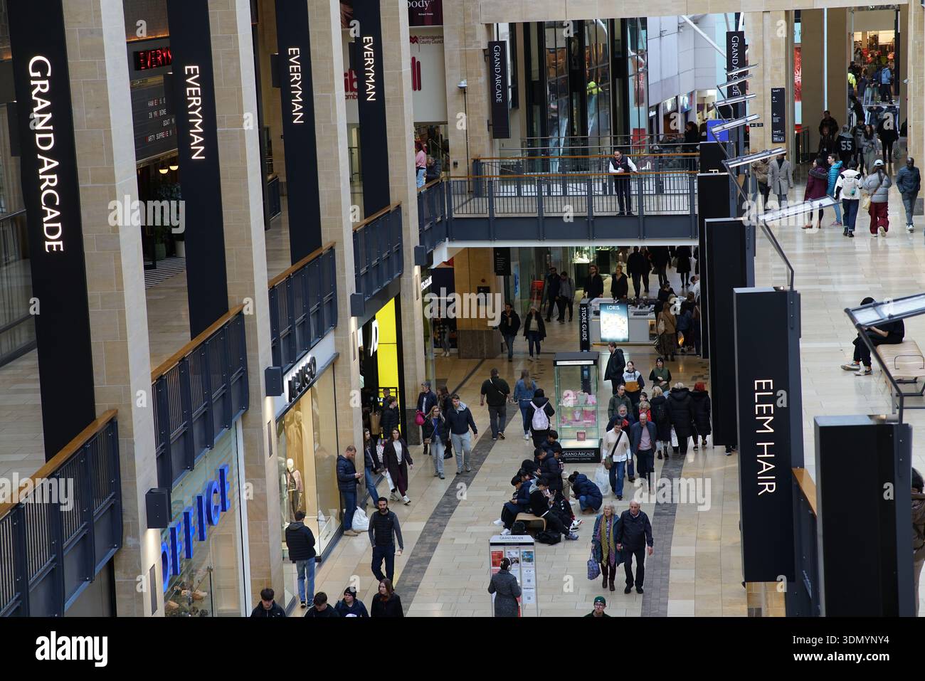 Grand arcade upper level hi-res stock photography and images - Alamy