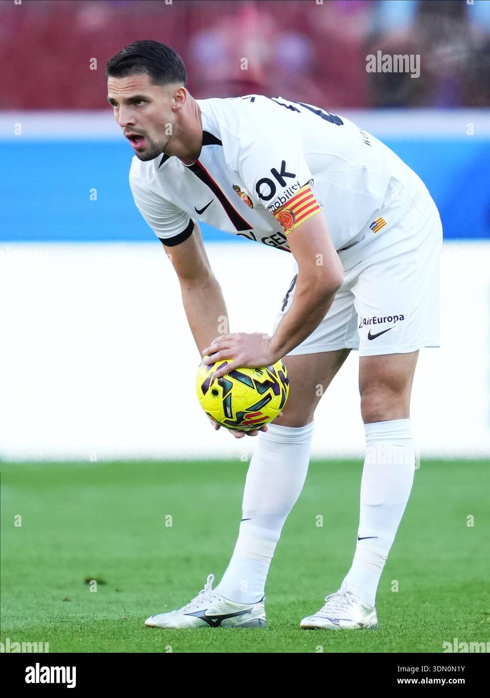 Martin Valjent of RCD Mallorca during the La Liga EA Sports match ...