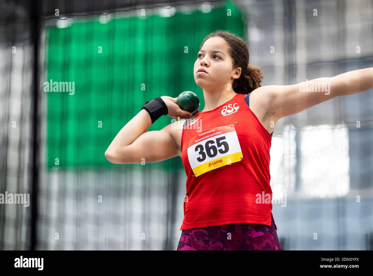 Emmy Pfouga (ASC Darmstadt) in shot put for Female Youth U18; South ...