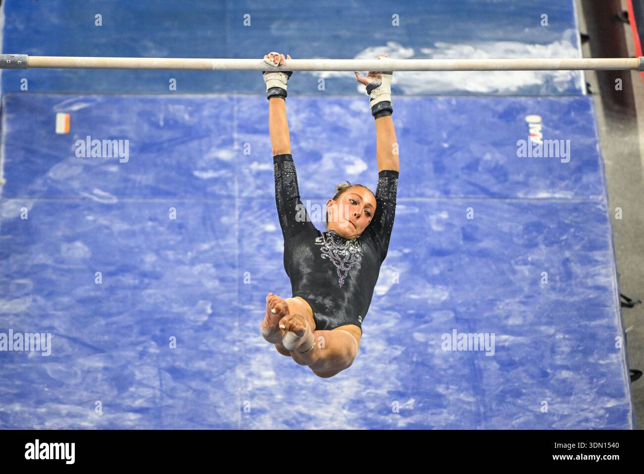 Georgia gymnast Lily Smith competes on the bars during an NCAA ...