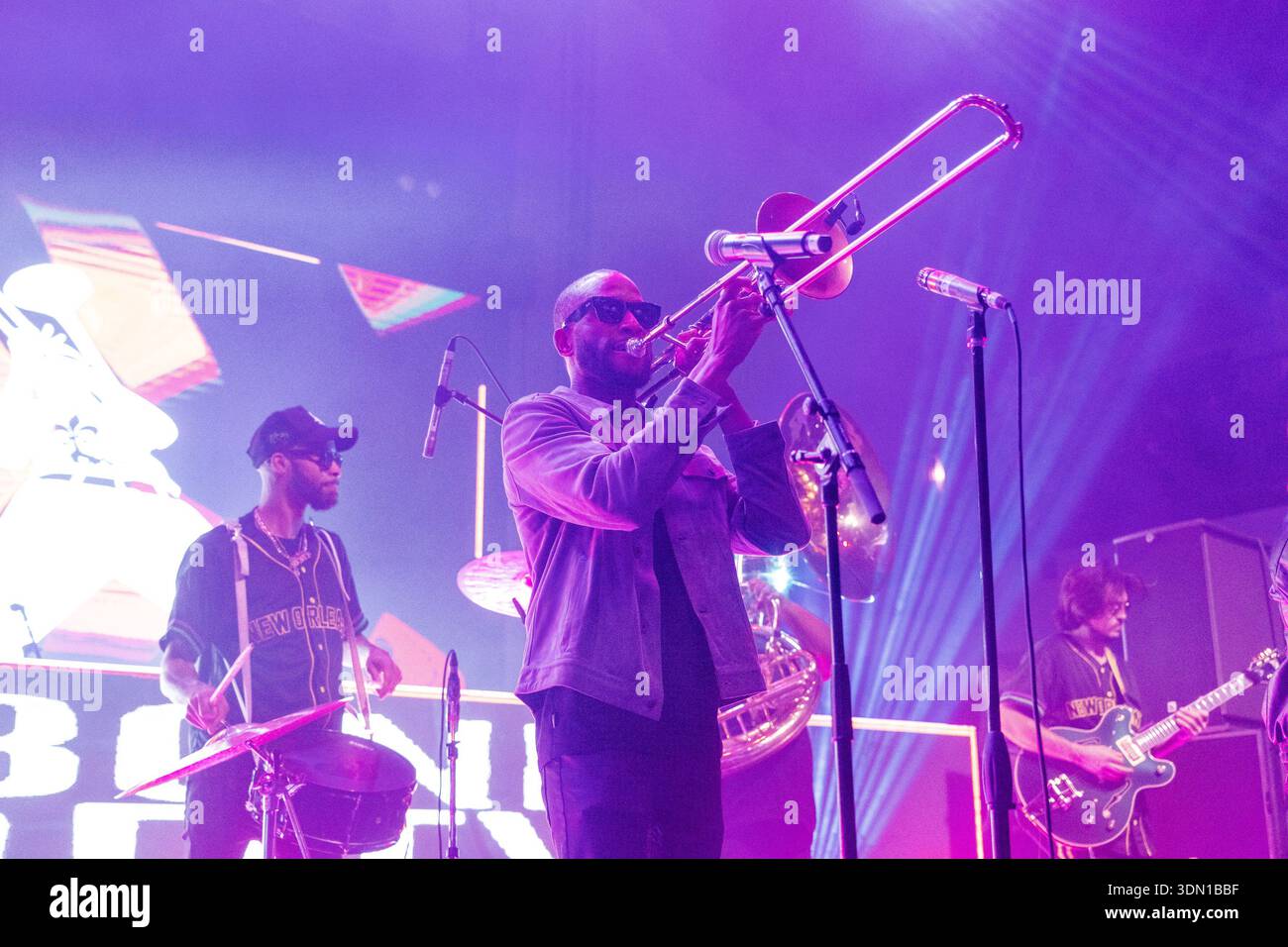 Trombone Shorty & Orleans Avenue perform at Shorty Gras with Krewe of ...