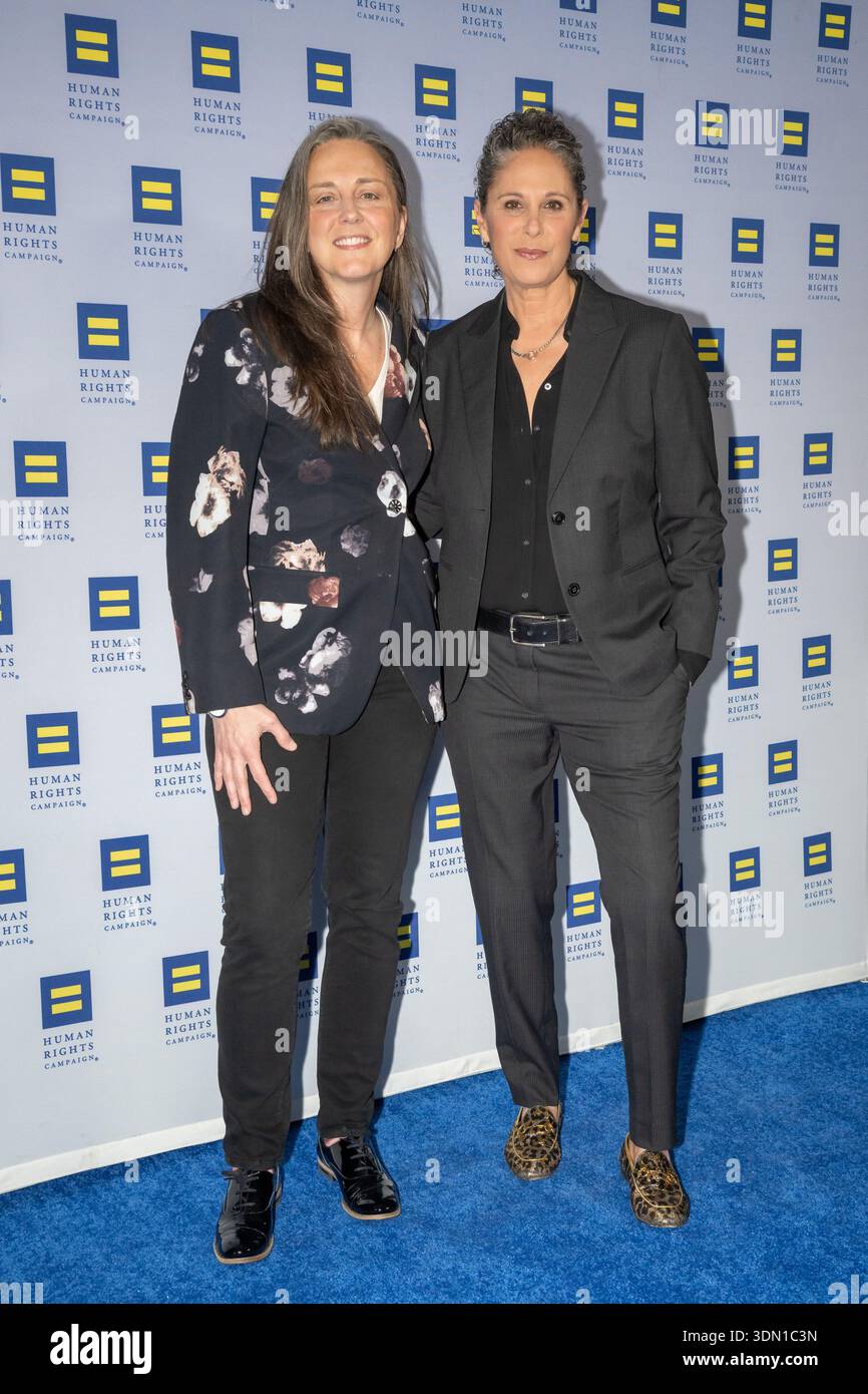 (L-R) Christina Demuth and Dana Goldberg attend the Human Rights ...