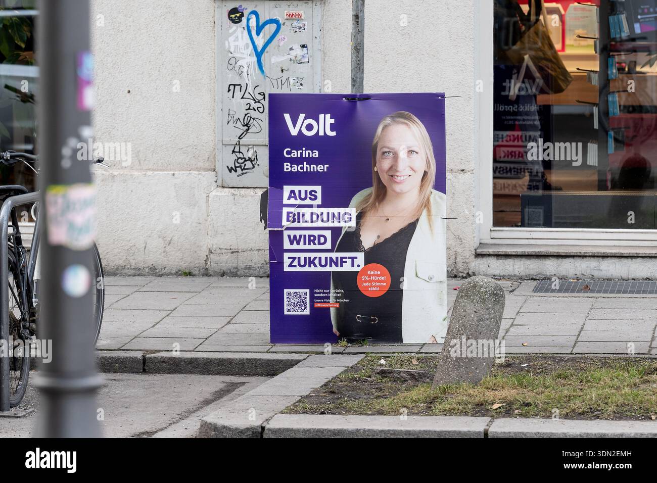 Volt Muenchen - Carina Bachner Slogan: Aus Bildung wird Zukunft - Nicht ...