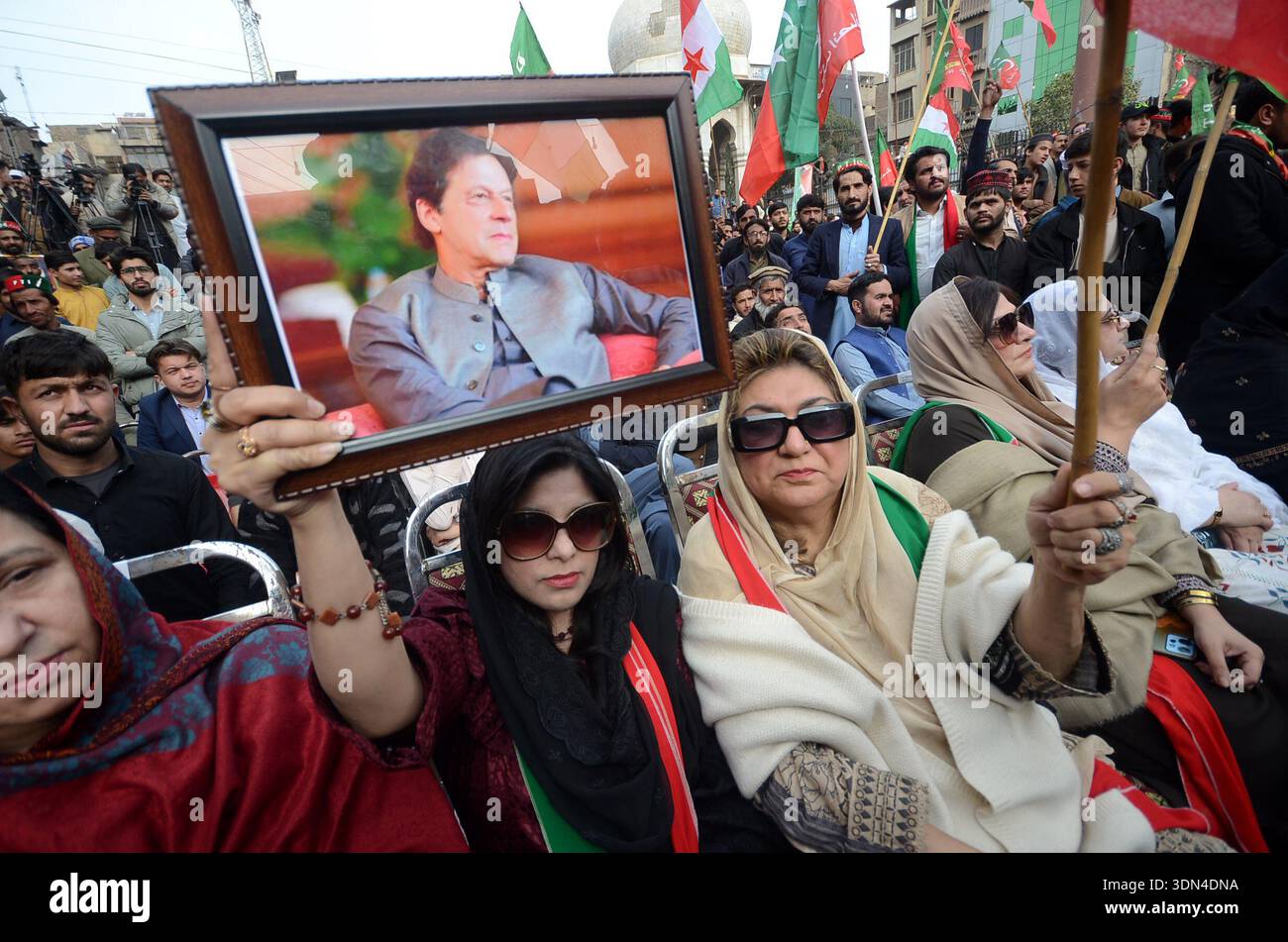 Peshawar, Peshawar, Pakistan. 8th Feb, 2026. Pakistan gripped by ...