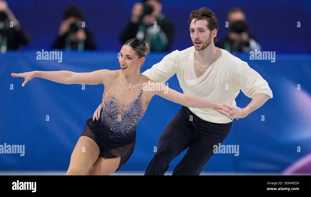 Sara Conti and Niccolo Macii of Italy compete during the figure skating ...
