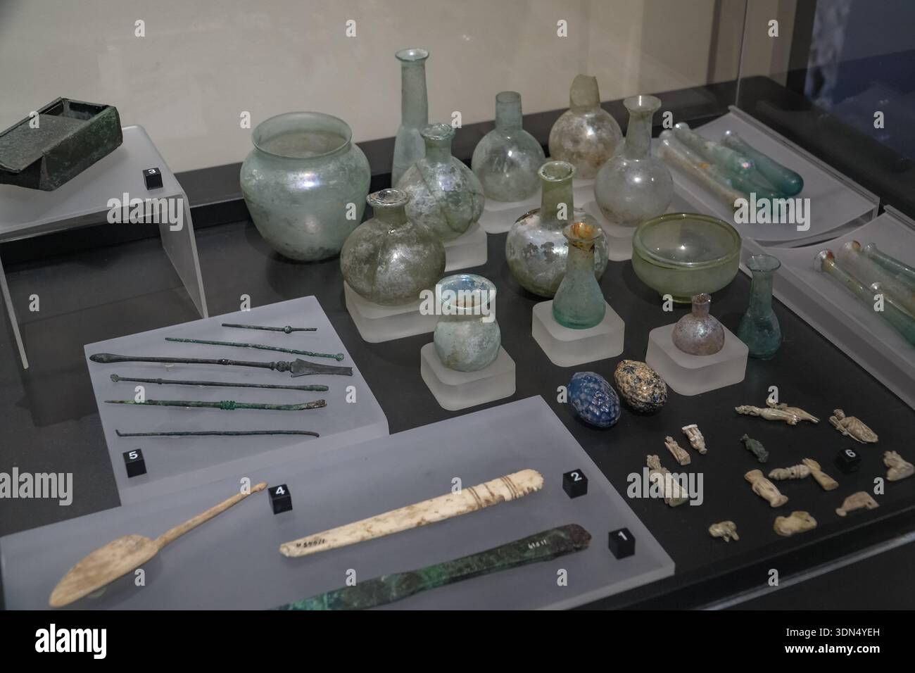 Ancient Roman medical tools, surgical instruments, and glass ...