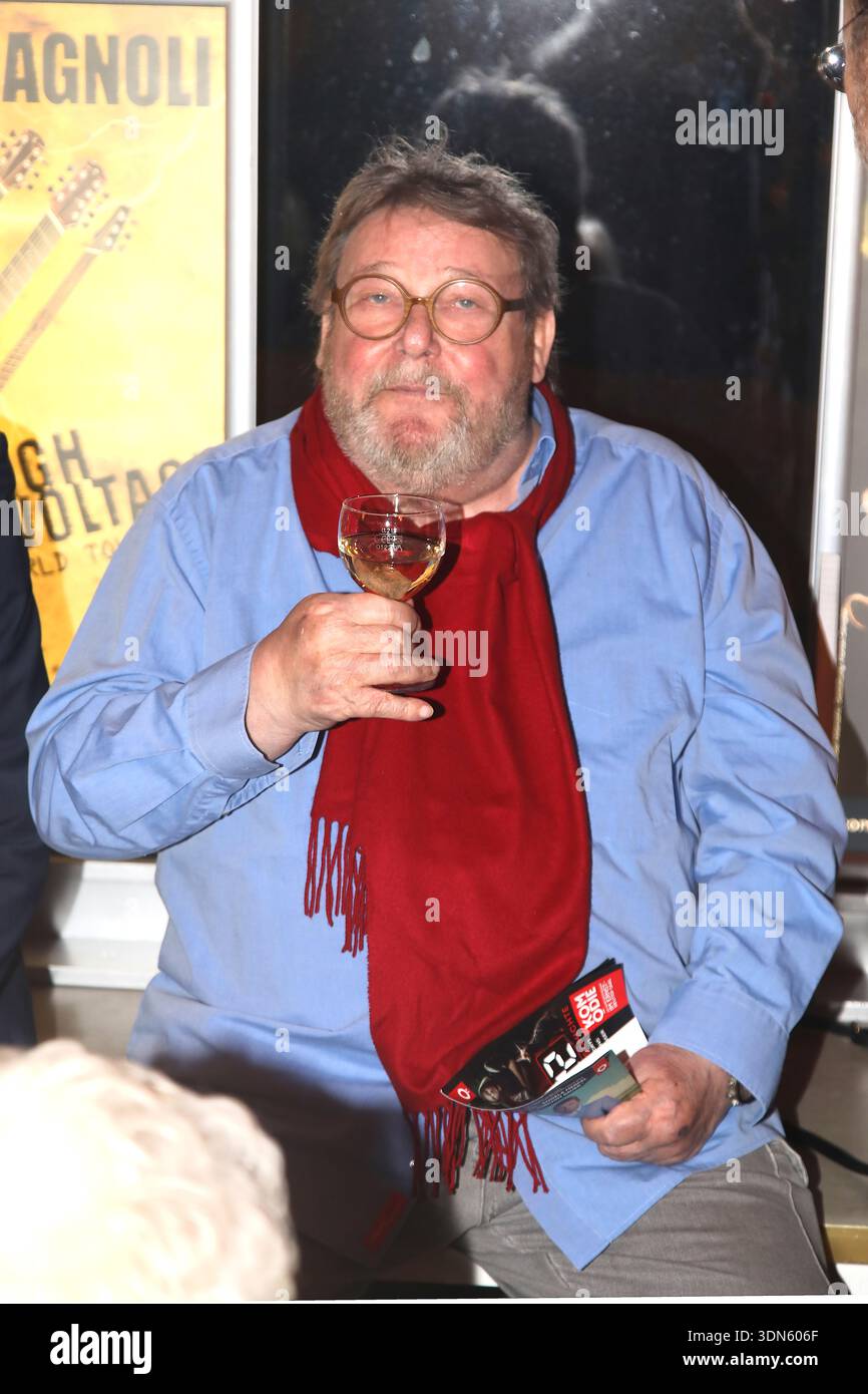 Berlin, 8..02.2026 Walter Plathe bei der Premiere von "2:22 – Eine ...