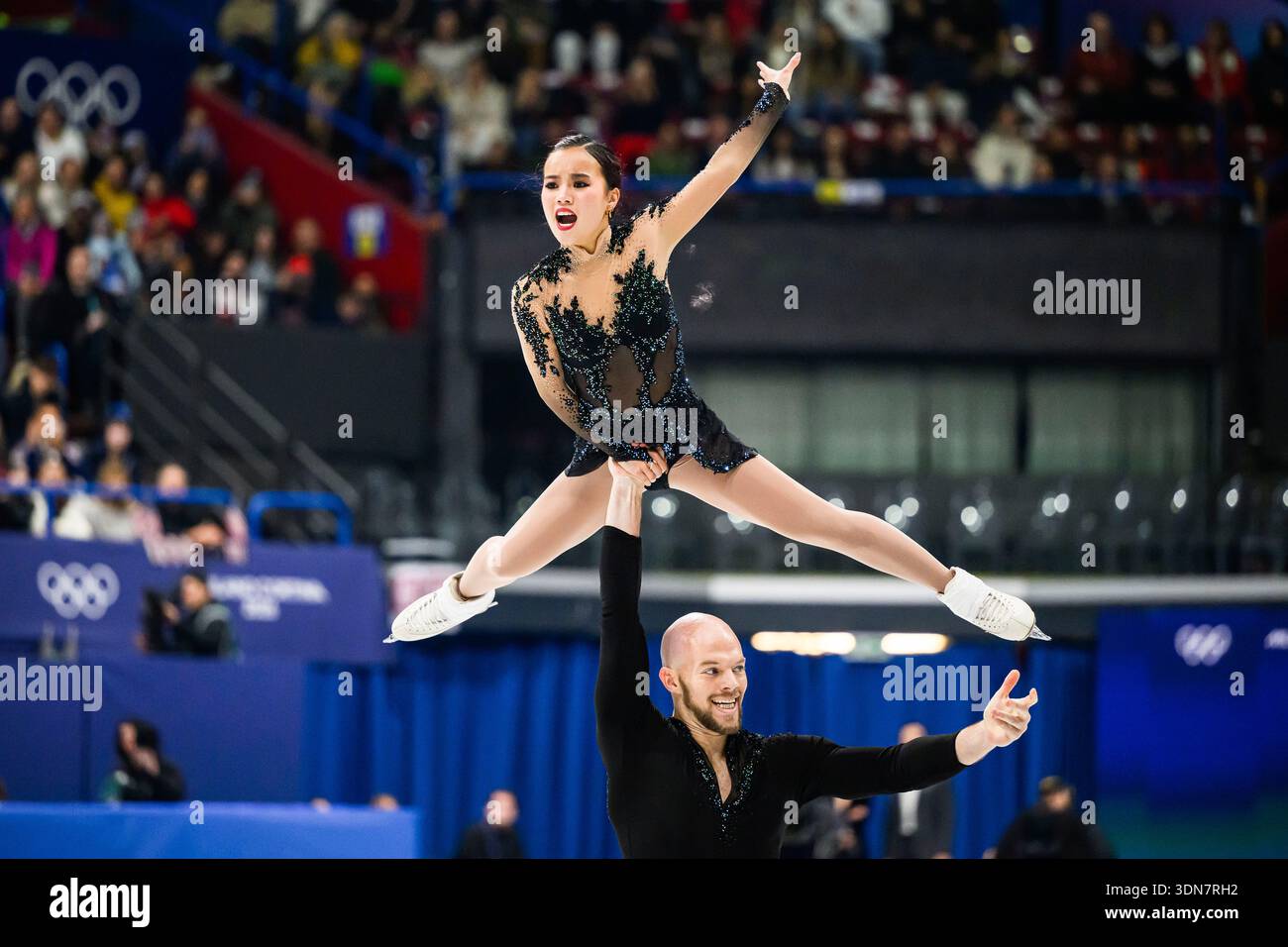 MILAN, ITALY. February 08: Ellie Kim / Danny O’Shea (USA) in Pair ...