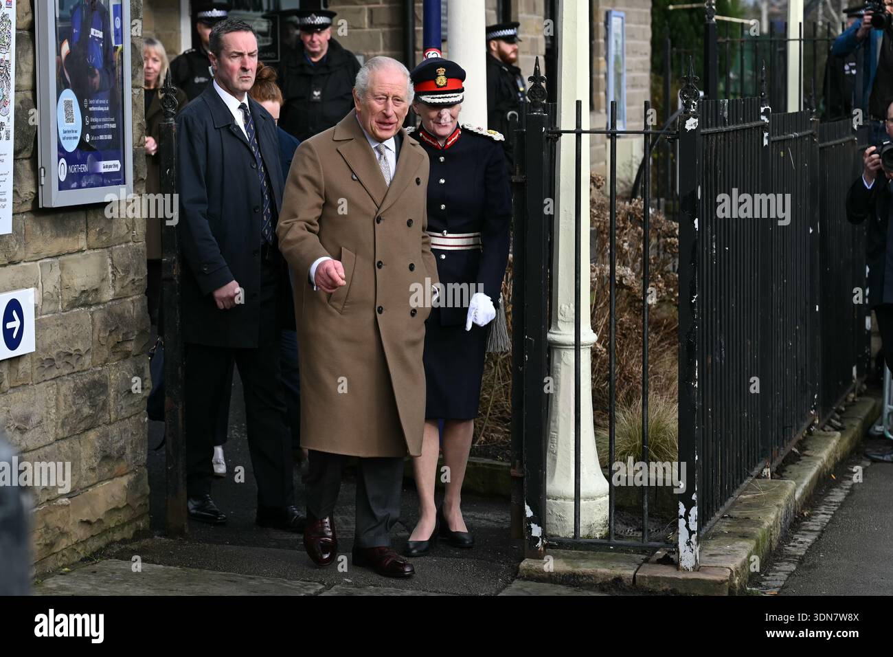 King Charles III leaves Clitheroe Station with the Lord-Lieutenant of ...