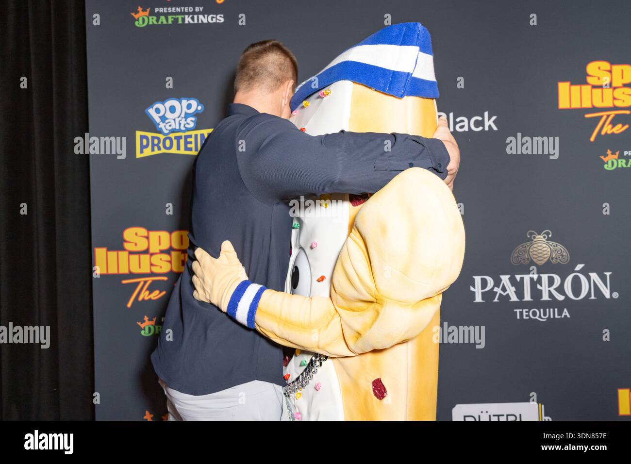 Rob Gronkowski (aka Gronk) and Slammin Strawberry Pop Tart Mascot ...