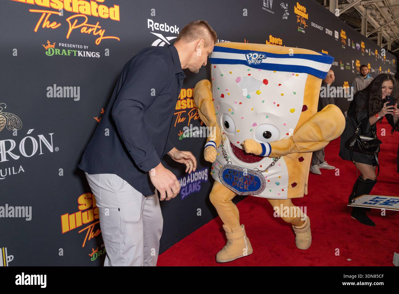 Rob Gronkowski (aka Gronk) and Slammin Strawberry Pop Tart Mascot ...