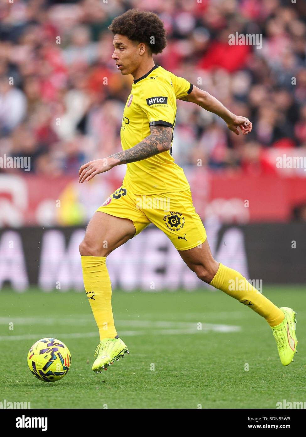 Axel Witsel of Girona FC during the La Liga EA Sports match between ...