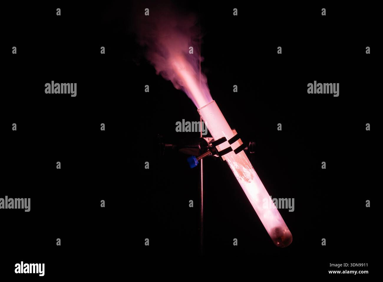 Sucrose test tube hi-res stock photography and images - Alamy