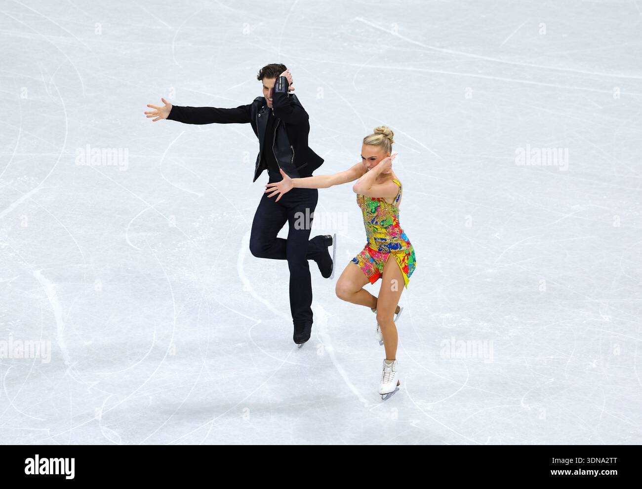 Great Britain's Phebe Bekker and James Hernandez during the Figure ...