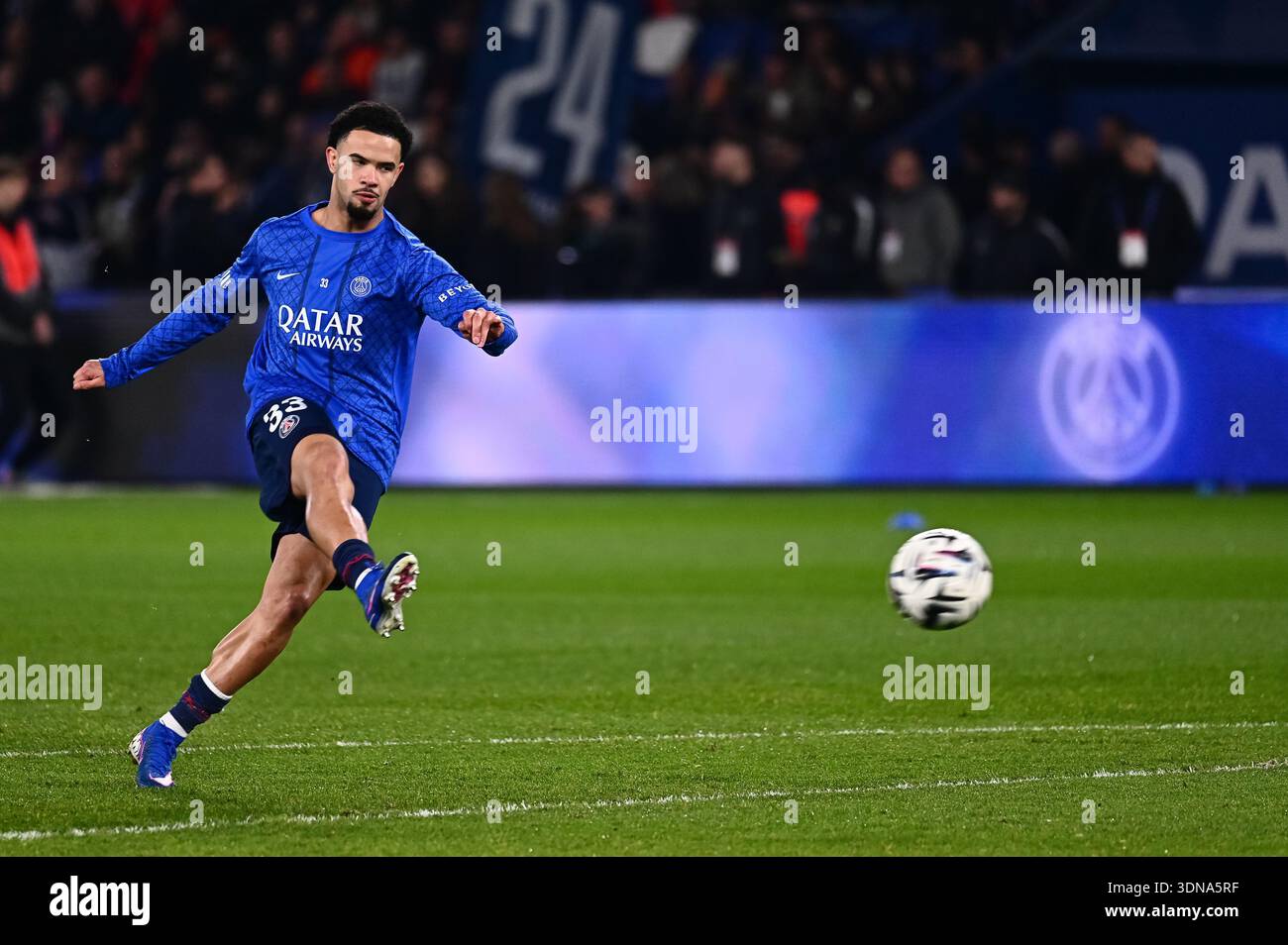 Warren Zaïre-Emery (M) during the McDonald's Ligue 1 match between PSG ...