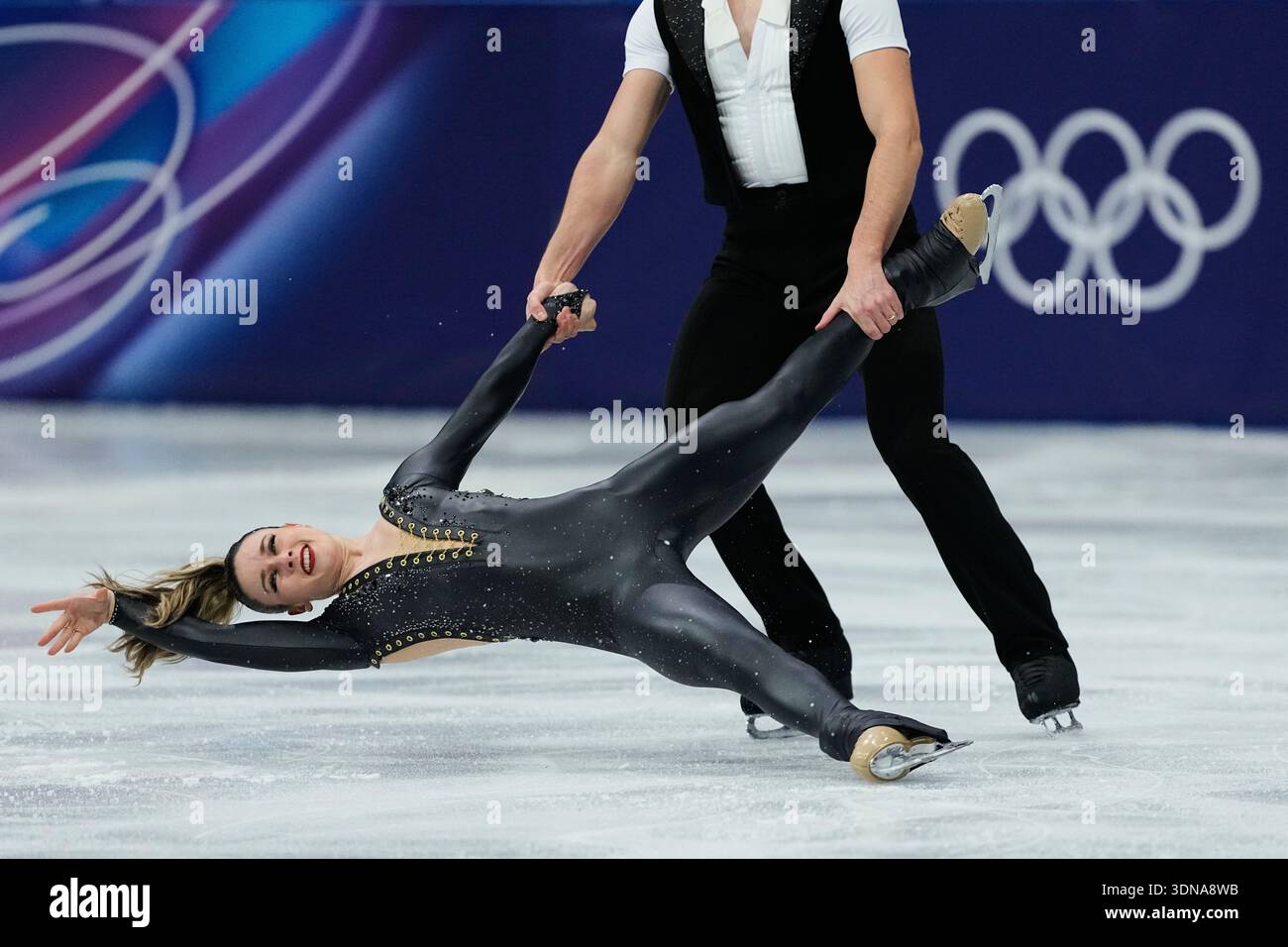 Marie-Jade Lauriault and Romain le Gac of Canada compete during the ...
