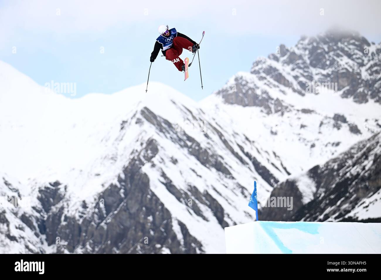 Naomi Urness of Canada competes in the Women’s Freeski Slopestyle Final ...