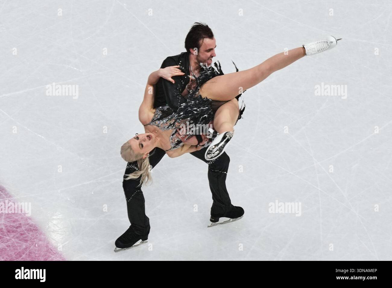 Olivia Smart and Tim Dieck of Spain compete during the rhythm dance in ...