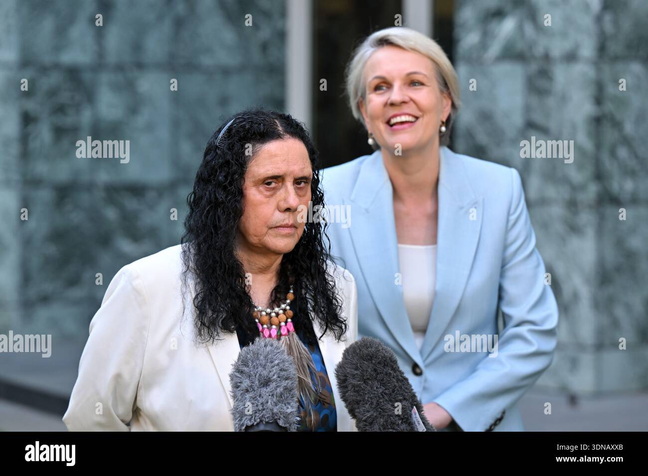 Minister for Social Services Tanya Plibersek and Victorian Aboriginal ...