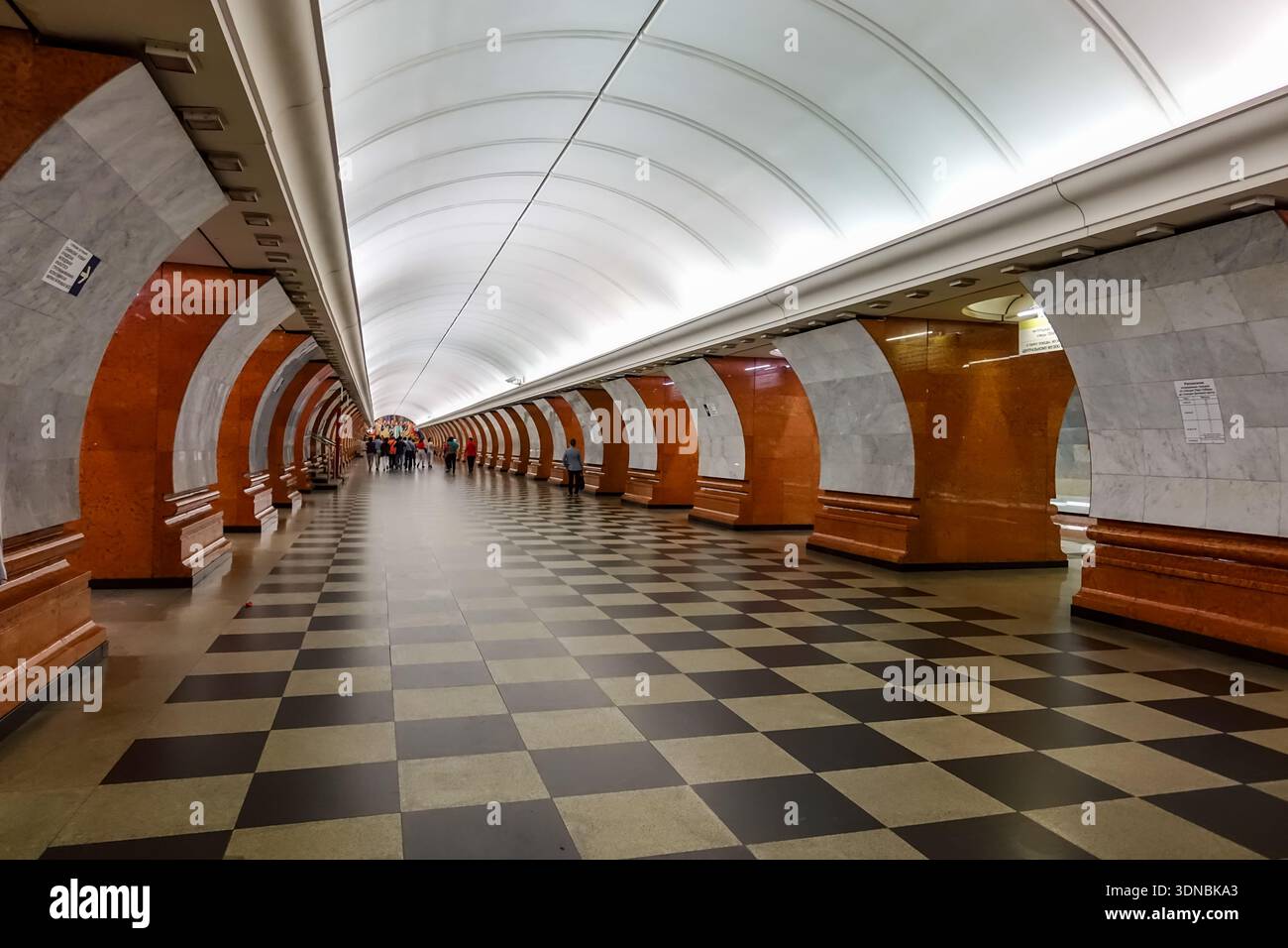 Moscow Metro is considered to be the "World's Most Beautiful Metro" due ...