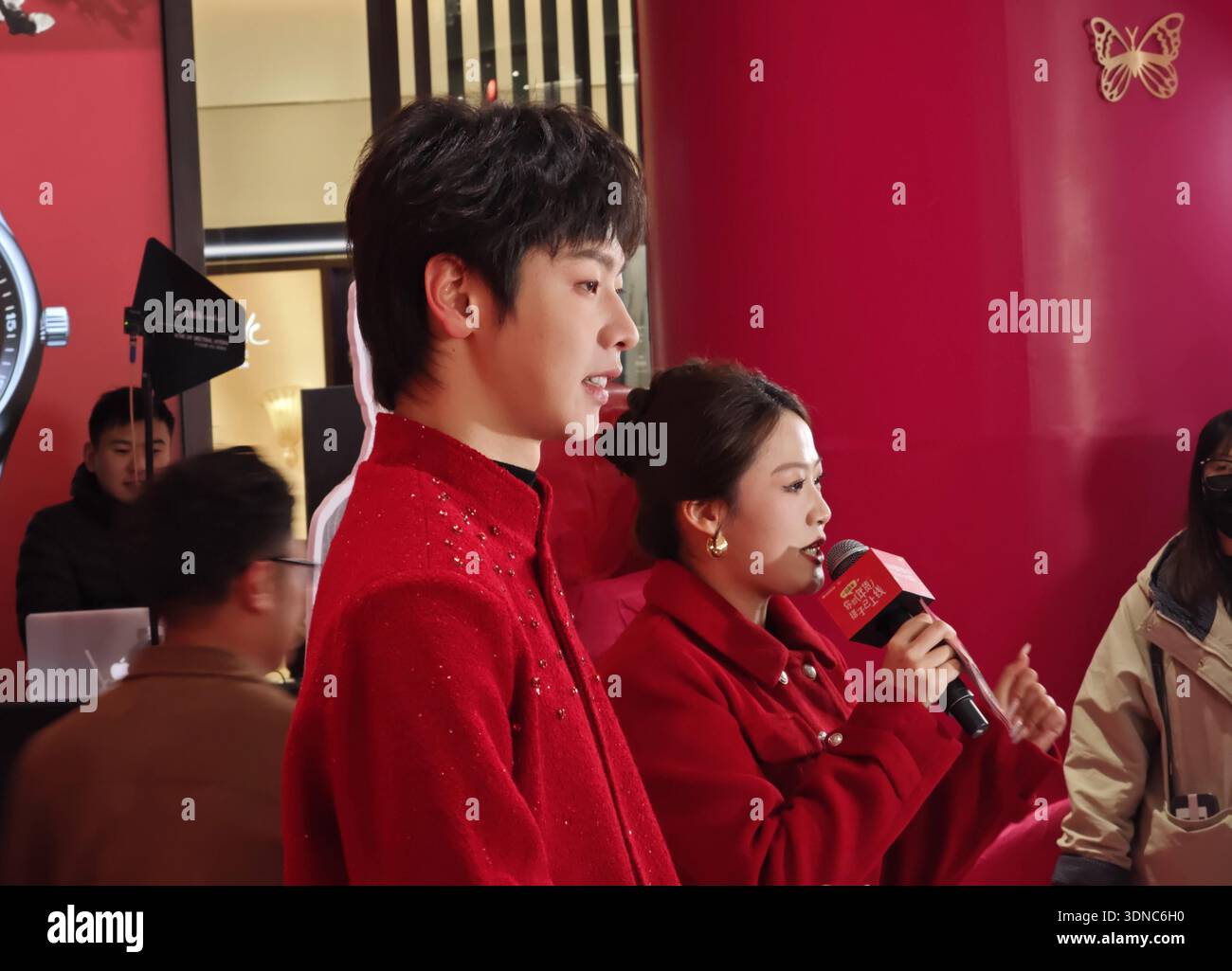 Chinese host and actor Ren Yinsong interacts with fans in Wuhan City ...