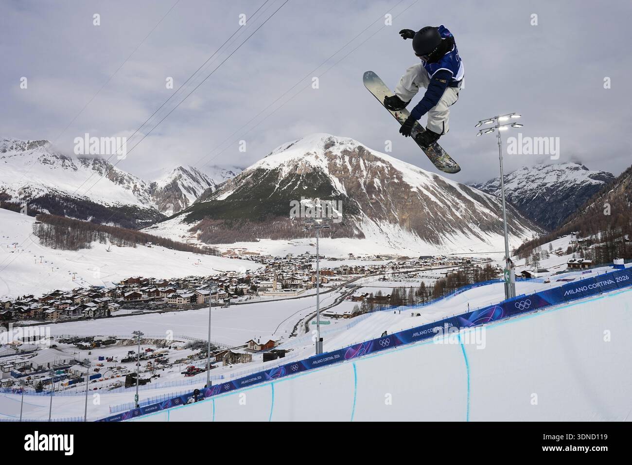 Japan's Ayumu Hirano practices during a snowboarding halfpipe training ...