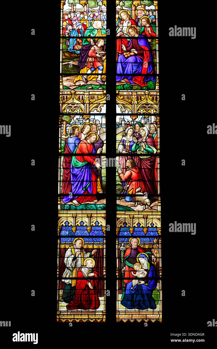 France, Côtes d'Armor, Guingamp, Notre Dame de Bonsecours basilica ...