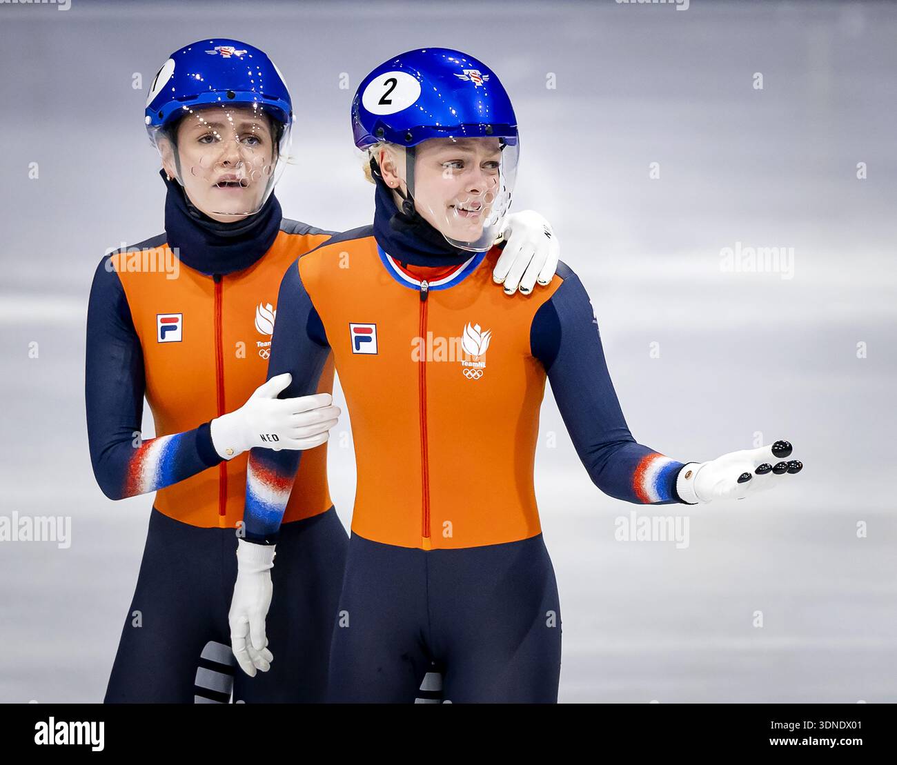 MILAN – Michelle Velzeboer consoles Xandra Velzeboer during the mixed ...