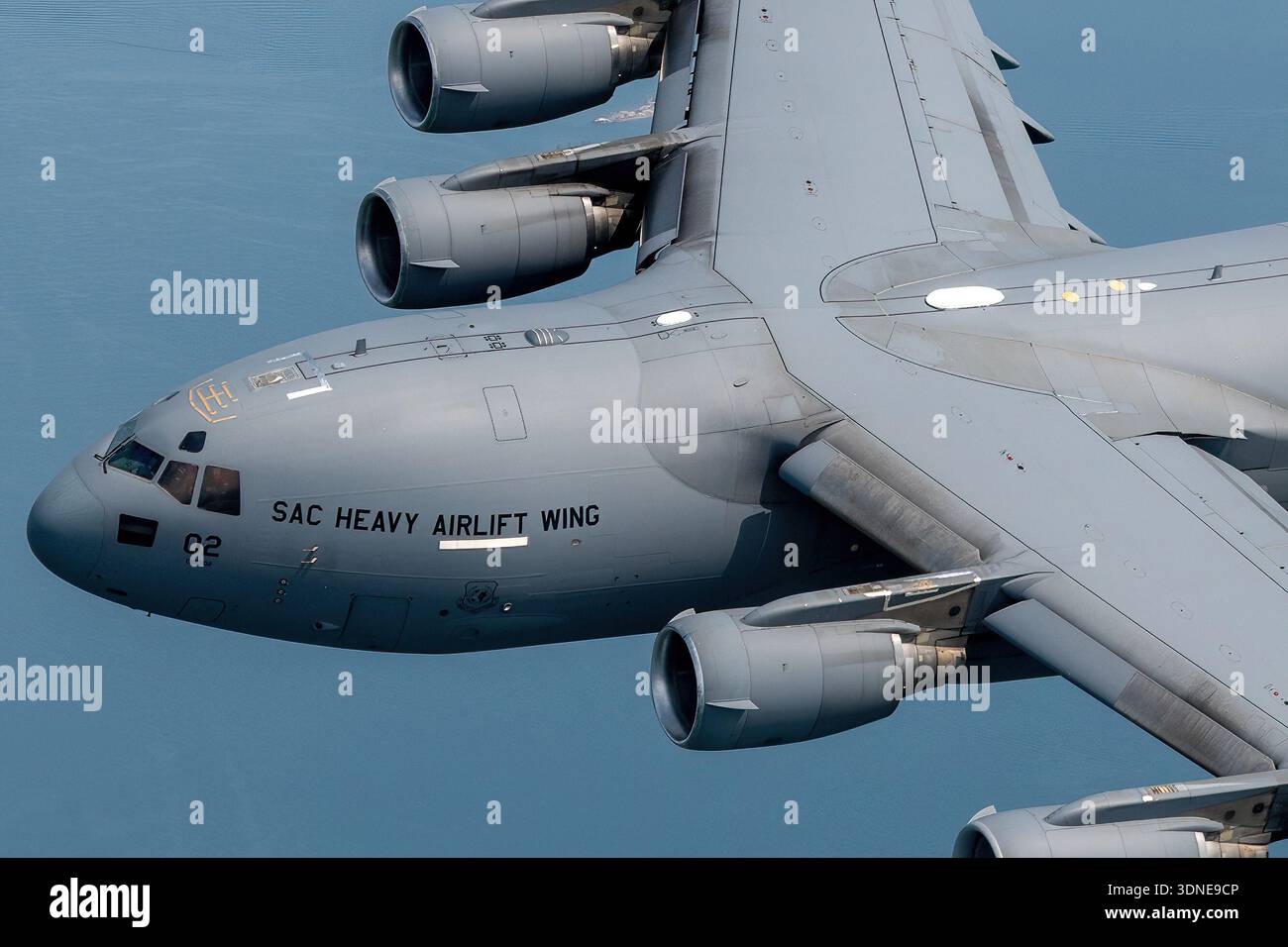 Hungarian Air Force Boeing C-17A Globemaster III, registration 08-0002 ...