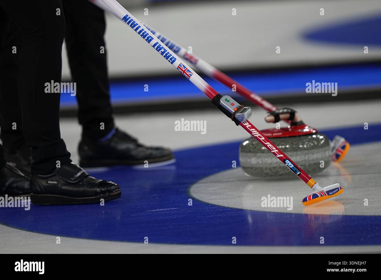 Britain's Jennifer Dodds and Bruce Mouat compete against Italy during ...